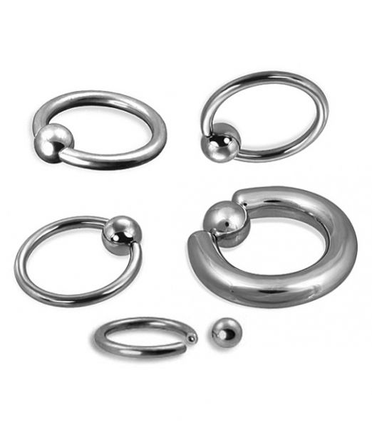PIERCING RING WITH BALL